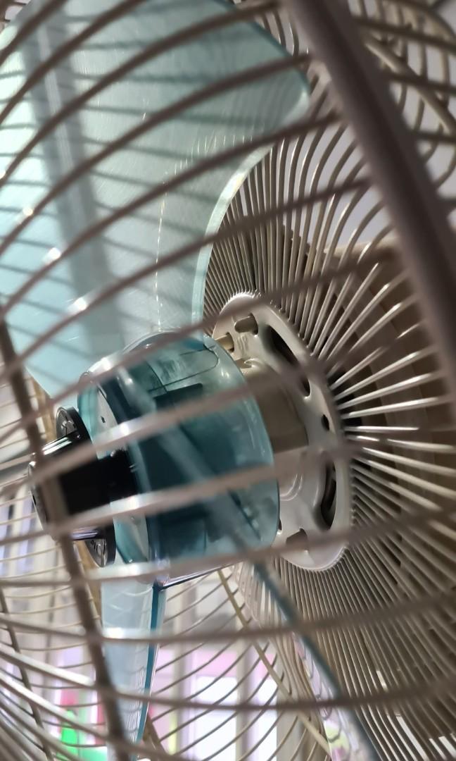 Mistral 14 inch wall fan, Furniture & Home Living, Lighting & Fans ...