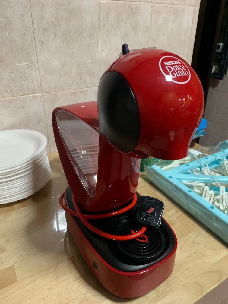 Nescafé Dolce Gusto Infinissima Red Coffee Machine, TV & Home ...