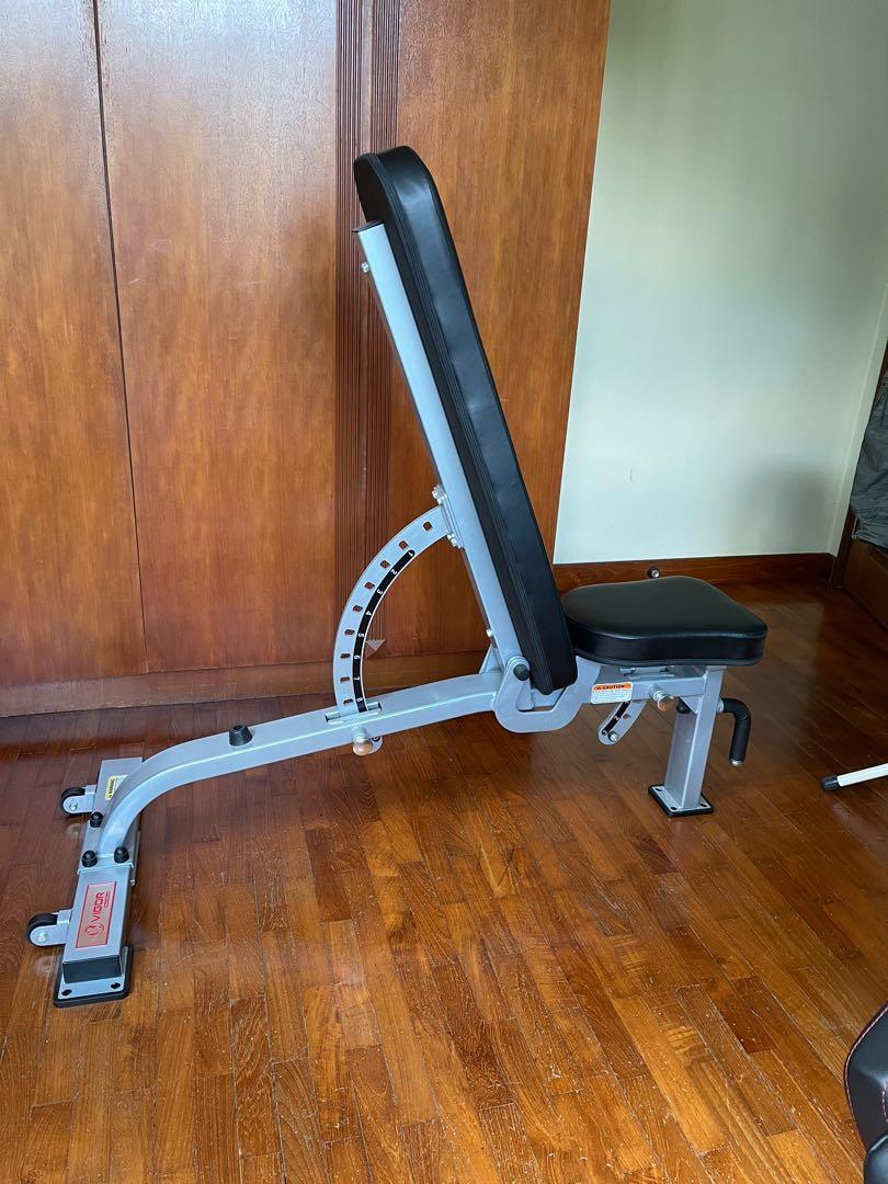 Vigor Gym Bench with wheels in perfect condition, Sports Equipment ...