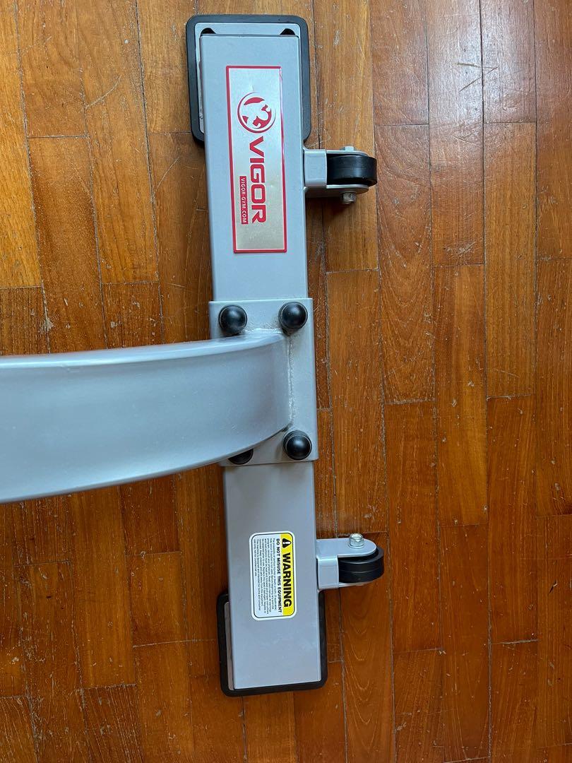 Vigor Gym Bench with wheels in perfect condition, Sports Equipment ...