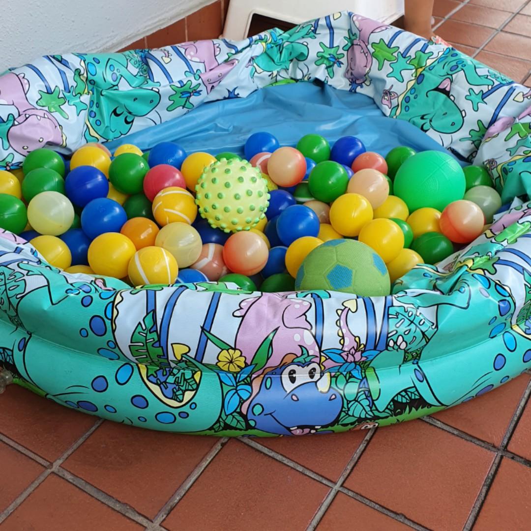 BALL PIT inflatable., Babies & Kids, Toys & Walkers on Carousell