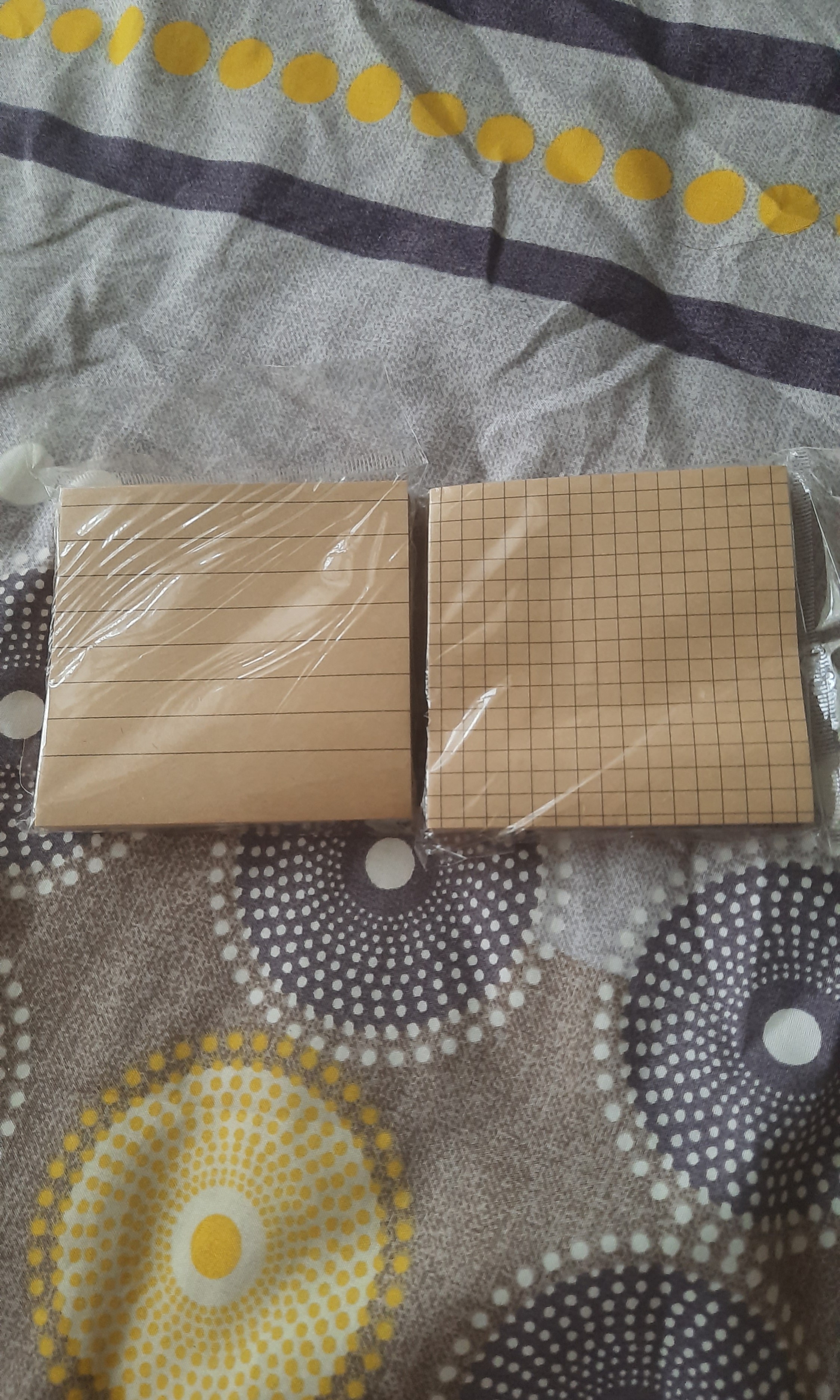 Convenient post stick notes(horizontal/squares), Hobbies & Toys ...