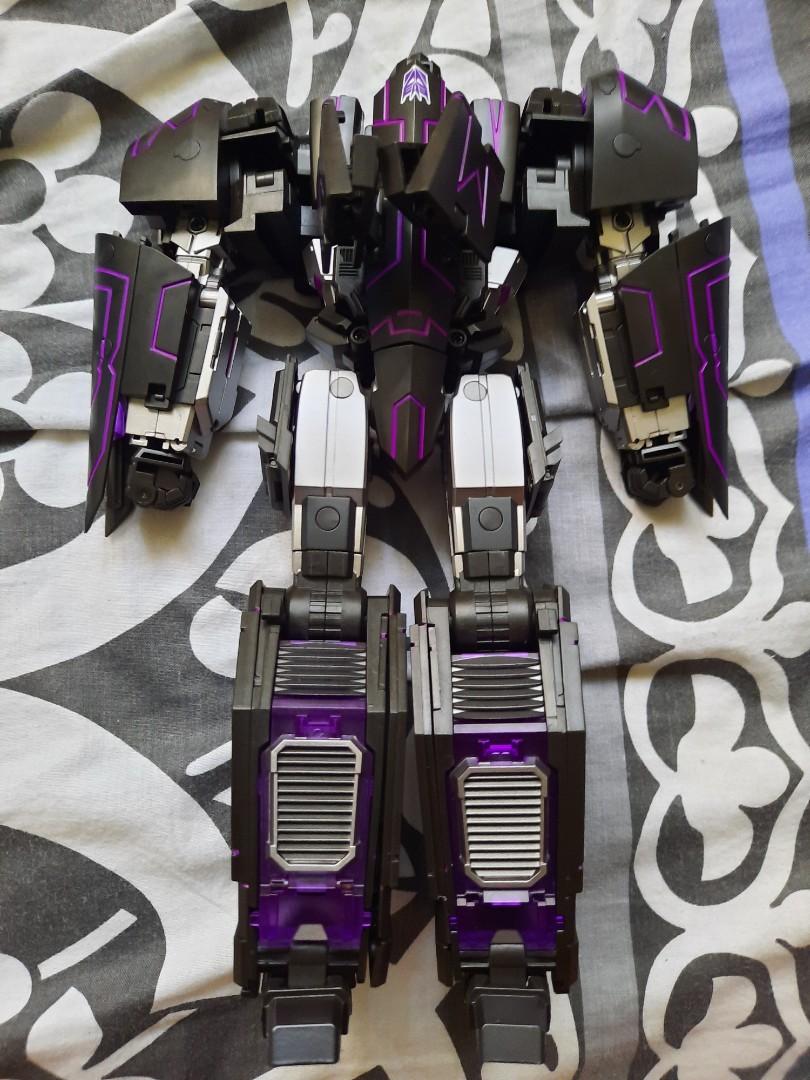 Generation Toy, GT-02; Tyrant (IDW Megatron) First issue version ...