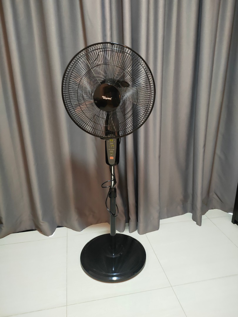 Toyomi Stand Fan w/remote (black), Furniture & Home Living, Lighting ...