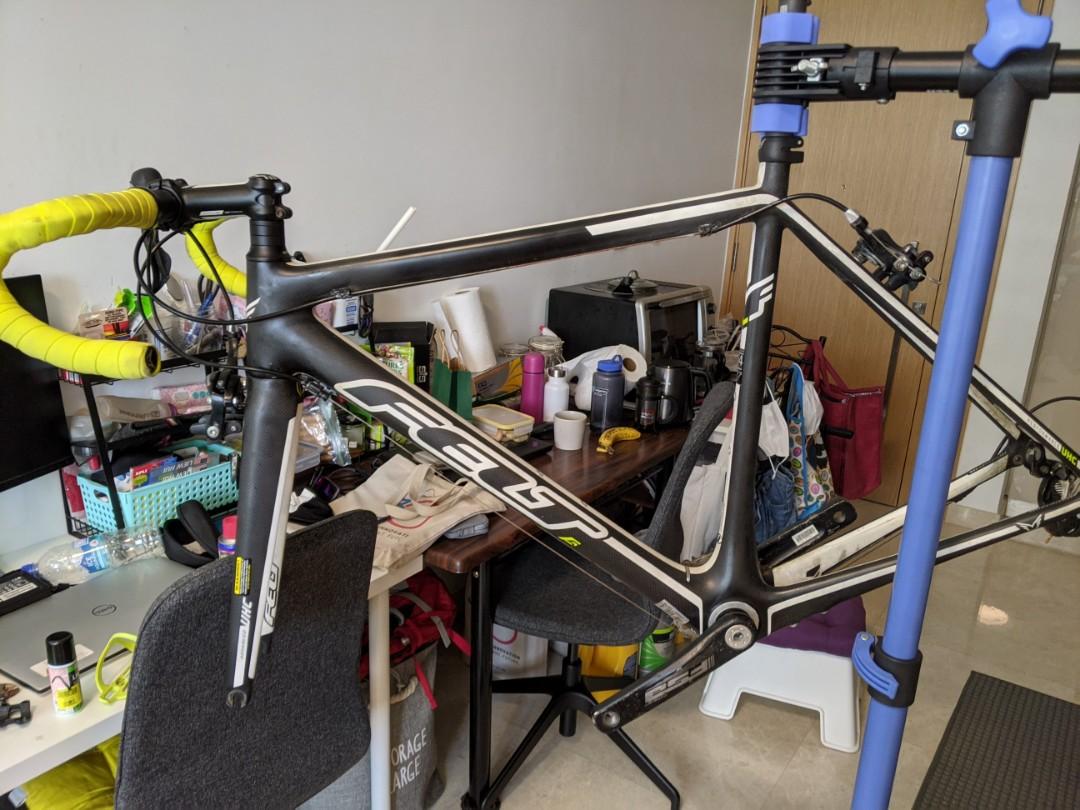 Felt F4 2014 Road Bike frame set, Sports Equipment, Bicycles & Parts ...