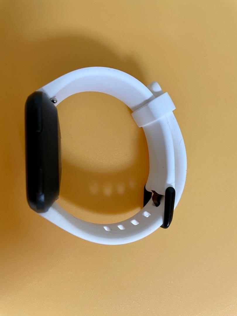 Fitbit Versa White Band Black Aluminium Case, Mobile Phones & Gadgets ...