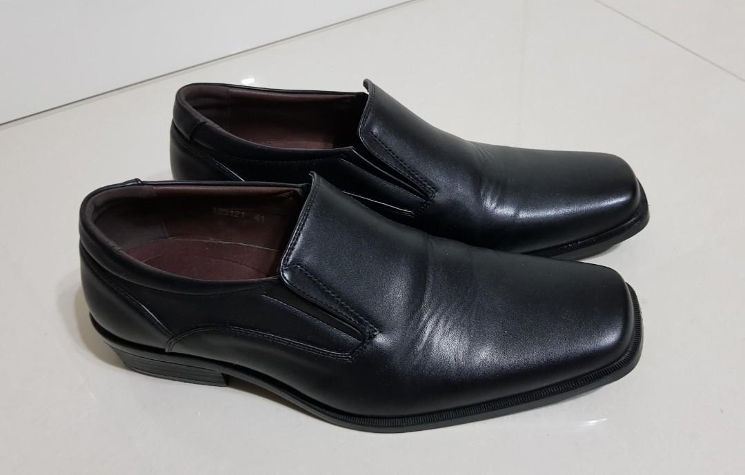 Men's formal / work shoes, Men's Fashion, Footwear, Casual shoes on ...