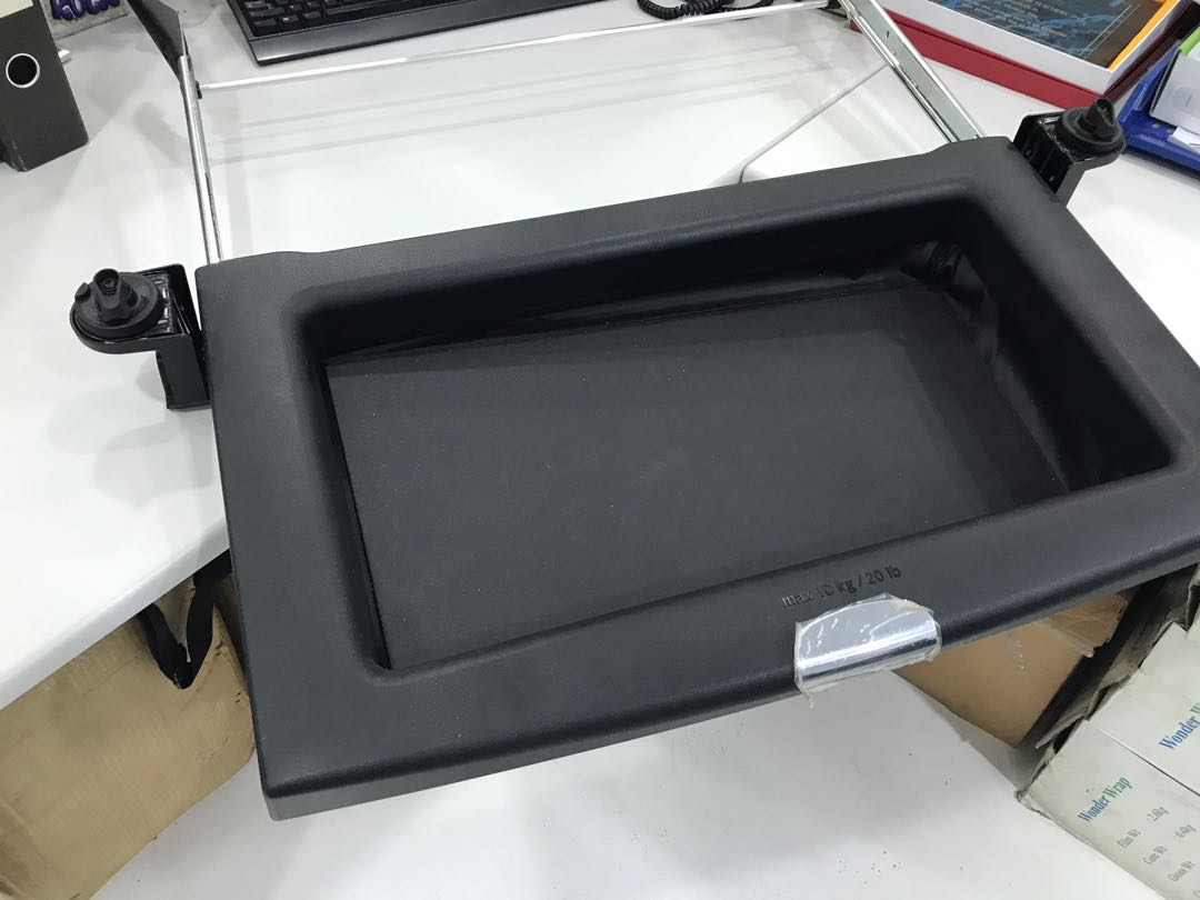 Original Mercedes W212 Retractable Rear Boot Tray (Door Delivery ...