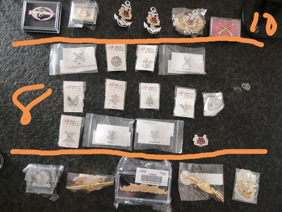 Rsn and SAF badges and collar pins, Hobbies & Toys, Memorabilia ...