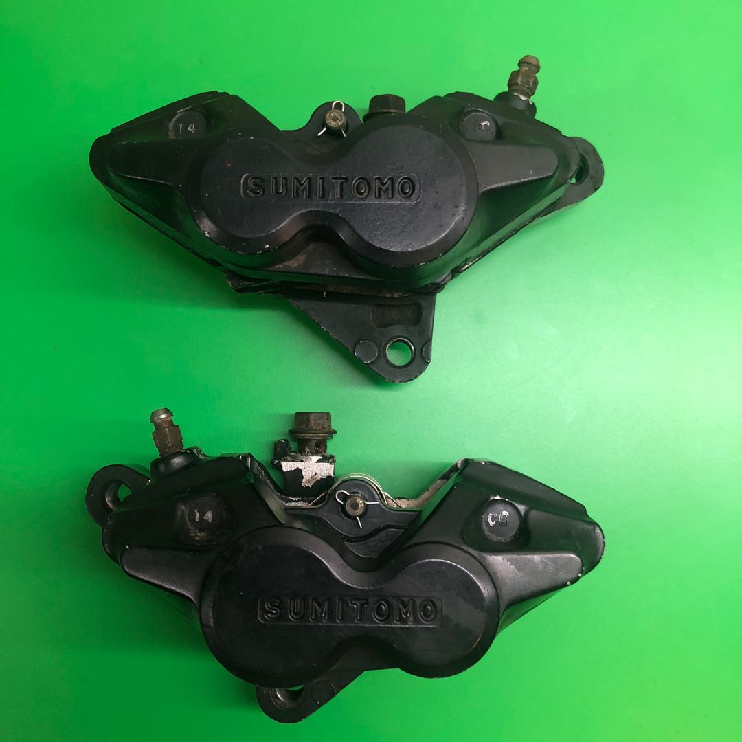 Yamaha 4 pot brake calipers, Motorcycles, Motorcycle Accessories on ...