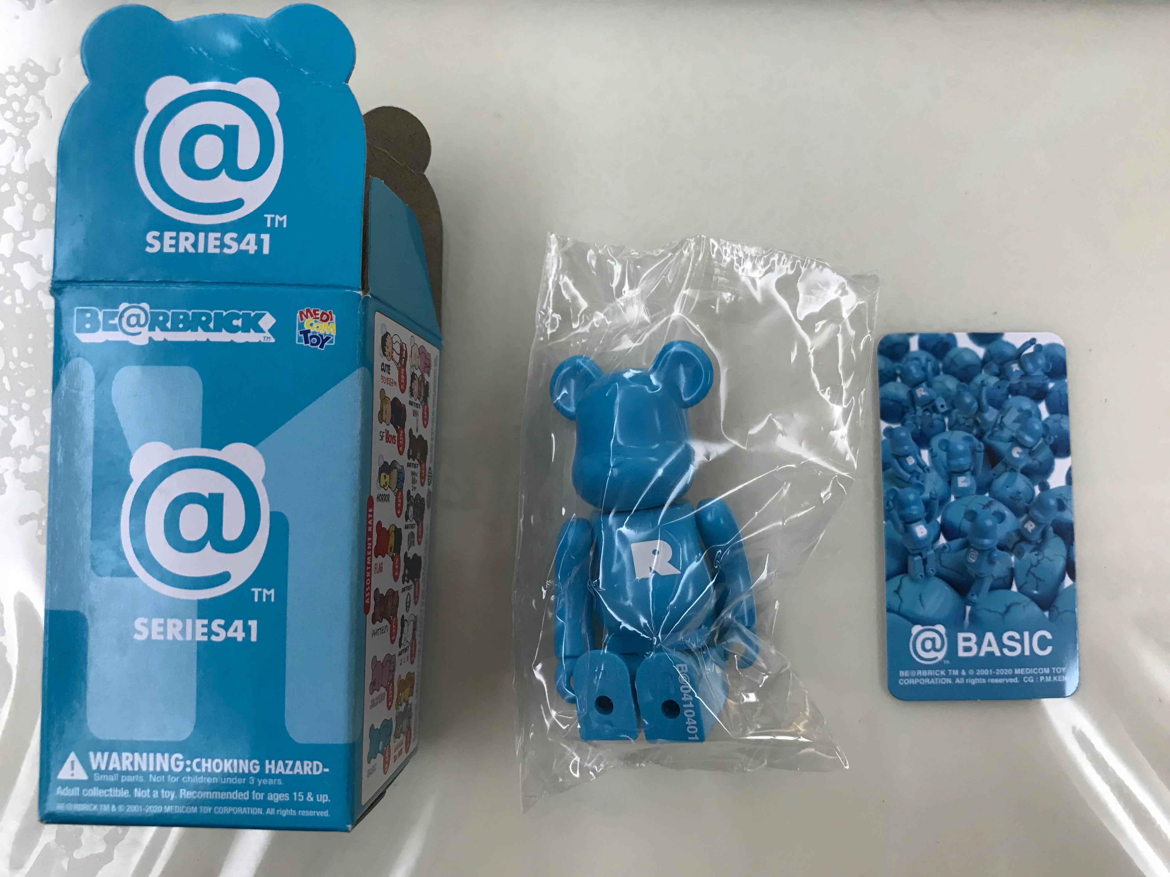 Bearbrick Series 41 Basic “R” 100%, 興趣及遊戲, 玩具 & 遊戲類 - Carousell