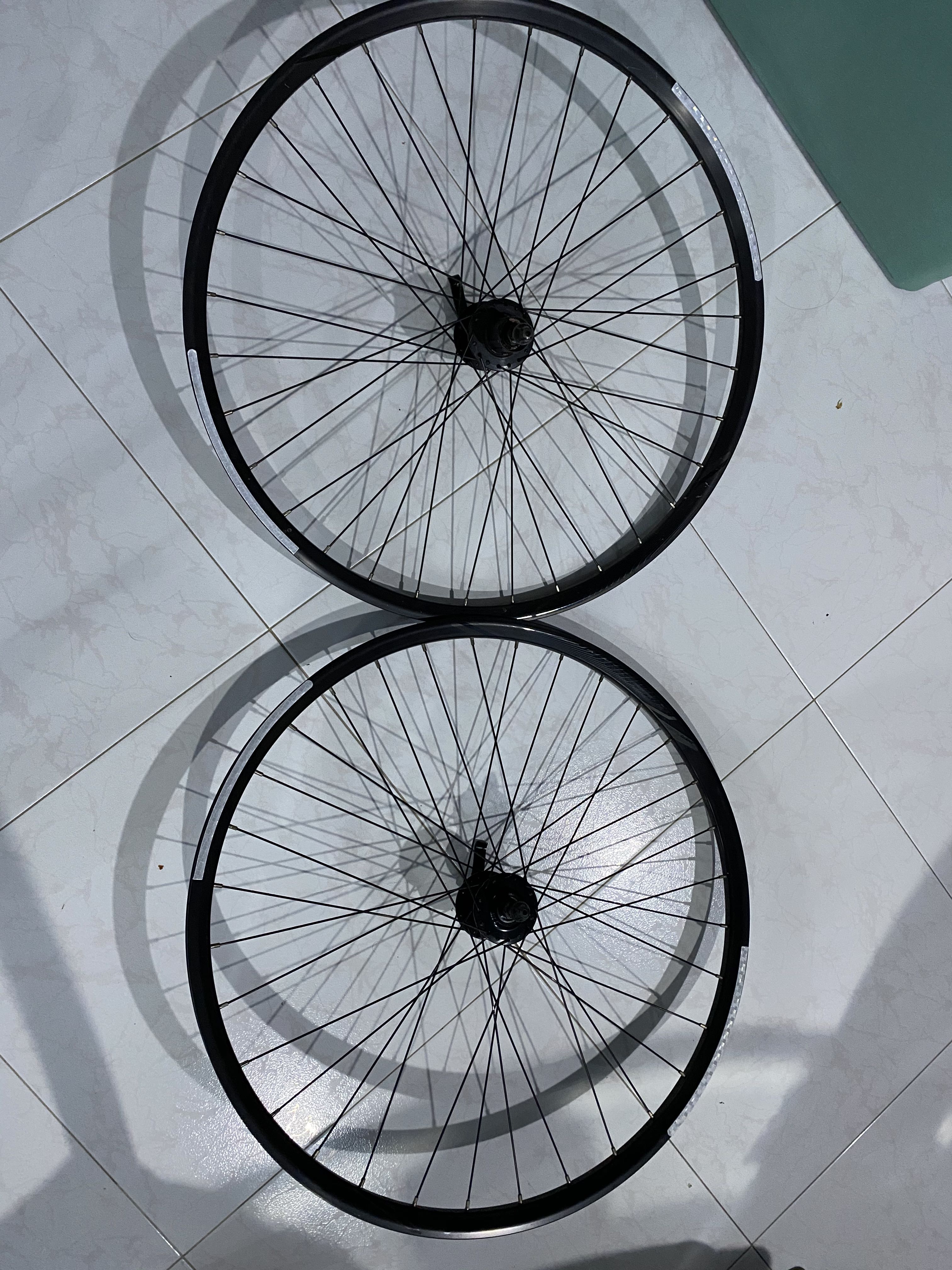 Giant rims 27.5, Sports Equipment, Bicycles & Parts, Bicycles on Carousell