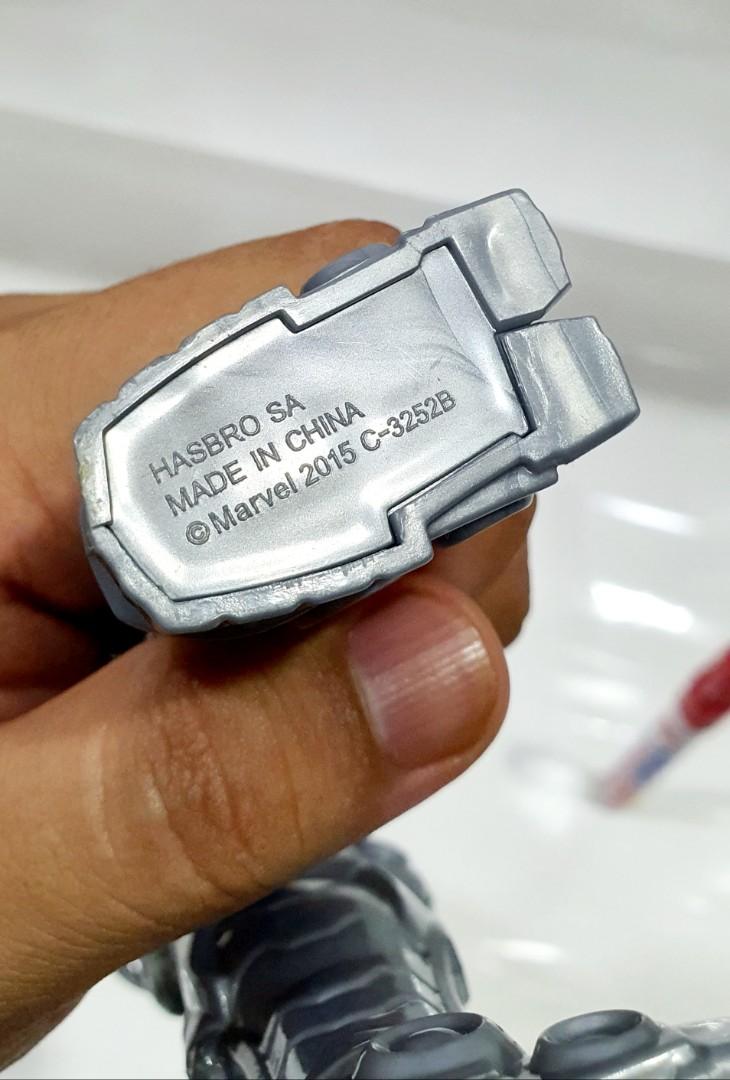 HASBRO MARVEL ULTRON FIGURES 12 INCH, Hobbies & Toys, Collectibles ...