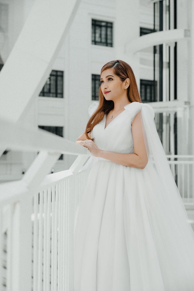 LoveC White Bespoke Prenup Gown, Women's Fashion, Dresses & Sets ...