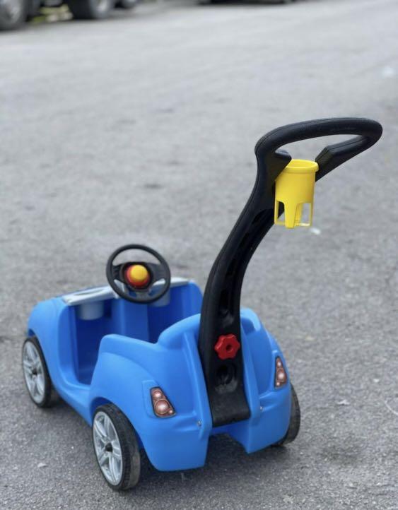 Step 2 kids car, Babies & Kids, Others on Carousell