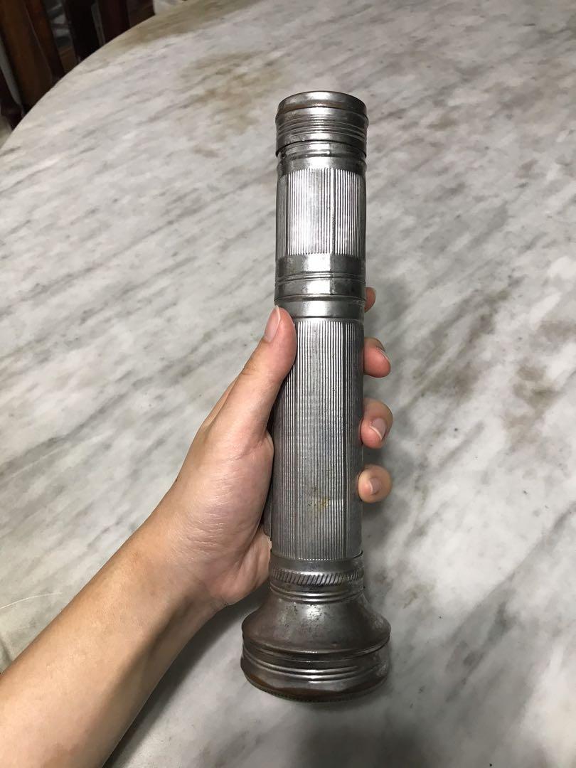 1970 Vintage 555 Flashlight, Hobbies & Toys, Collectibles & Memorabilia ...