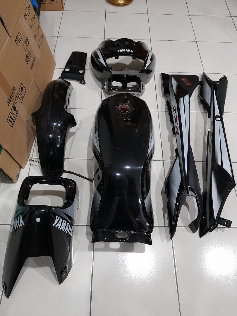 Yamaha RXZ CATALYZER COVER set (OEM), Motorbikes on Carousell
