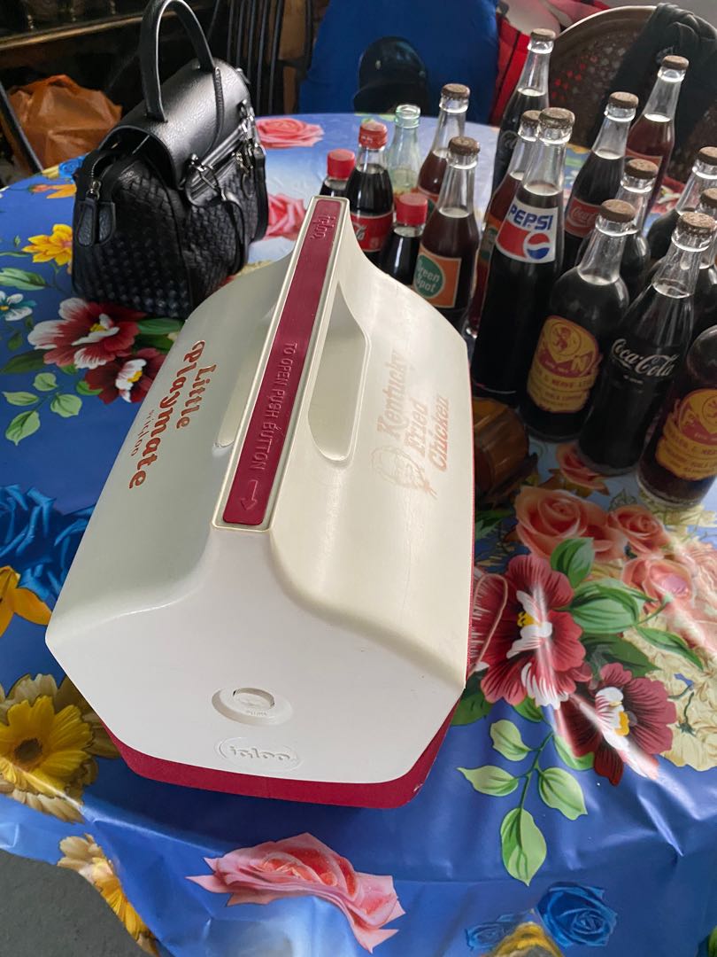 cooler box KFC, Furniture & Home Living, Kitchenware & Tableware, Food ...
