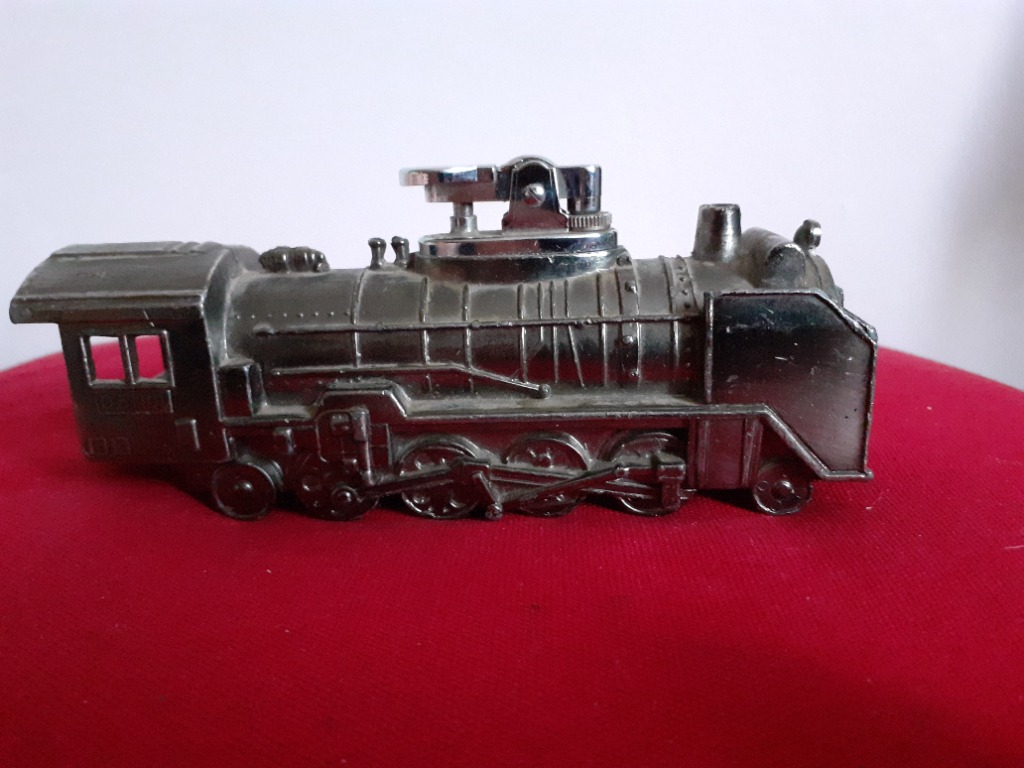 Metal Train Lighter, Hobbies & Toys, Memorabilia & Collectibles ...