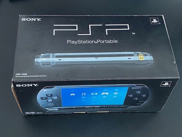 Sony Playstation Portable PSP-1006, Video Gaming, Video Game Consoles ...