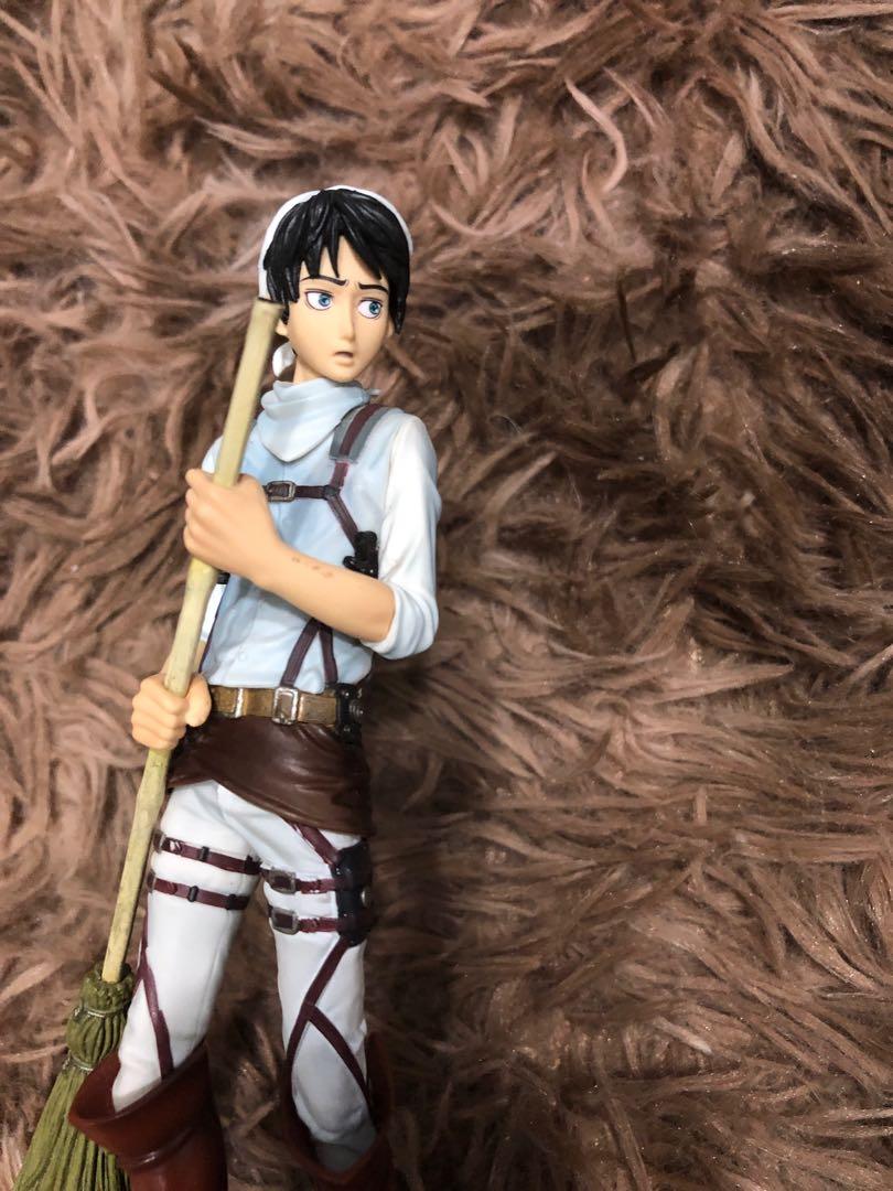 Attack on titan Eren and Levi cleaning figurines, Hobbies & Toys, Toys ...