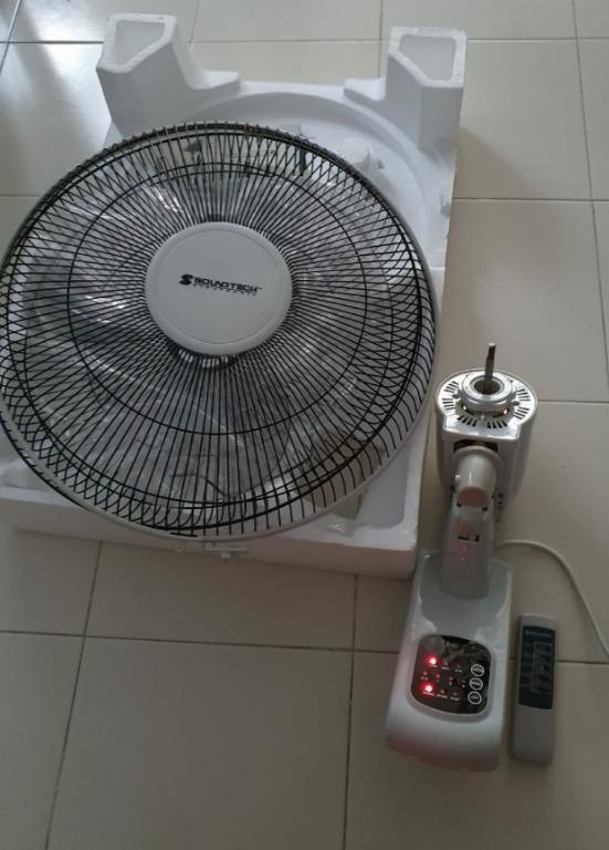 Soundtech Wall Fan, Furniture & Home Living, Lighting & Fans, Fans on ...