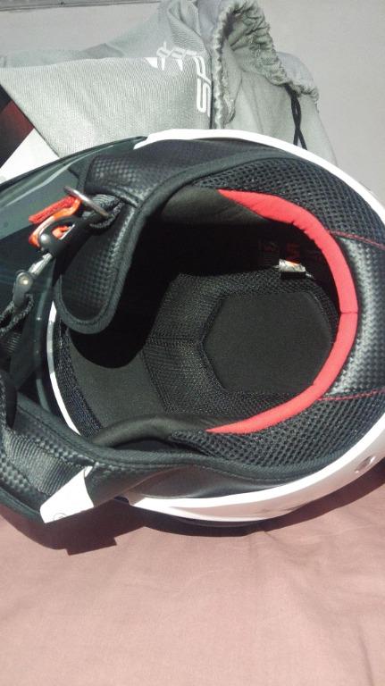 Spyder reboot pearl white medium, Motorbikes, Motorbike Parts ...