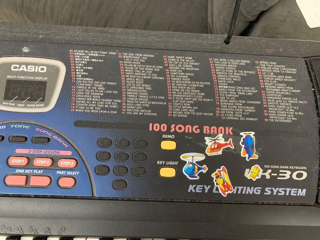 Casio LK-30 keyboard, Hobbies & Toys, Books & Magazines, Children's ...