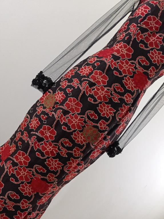 Gaun batik atbm motif bunga merah hitam kombinasi tile dan brokat ...