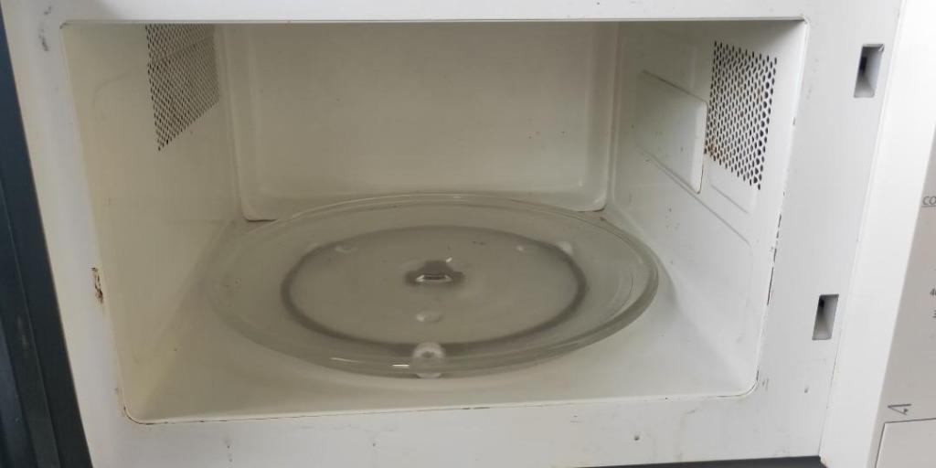 Samsung M735 Microwave Oven @$60 each, TV & Home Appliances, Kitchen ...