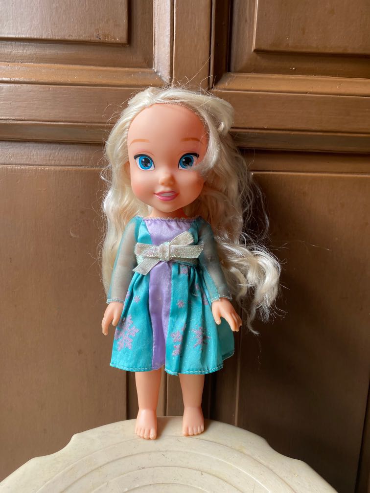 Elsa - Disney’s Frozen, Babies & Kids, Infant Playtime on Carousell