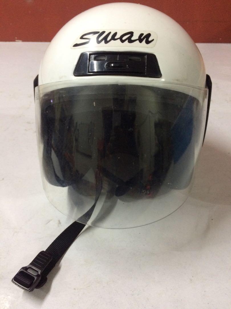 Helmet swan, Motorbikes on Carousell