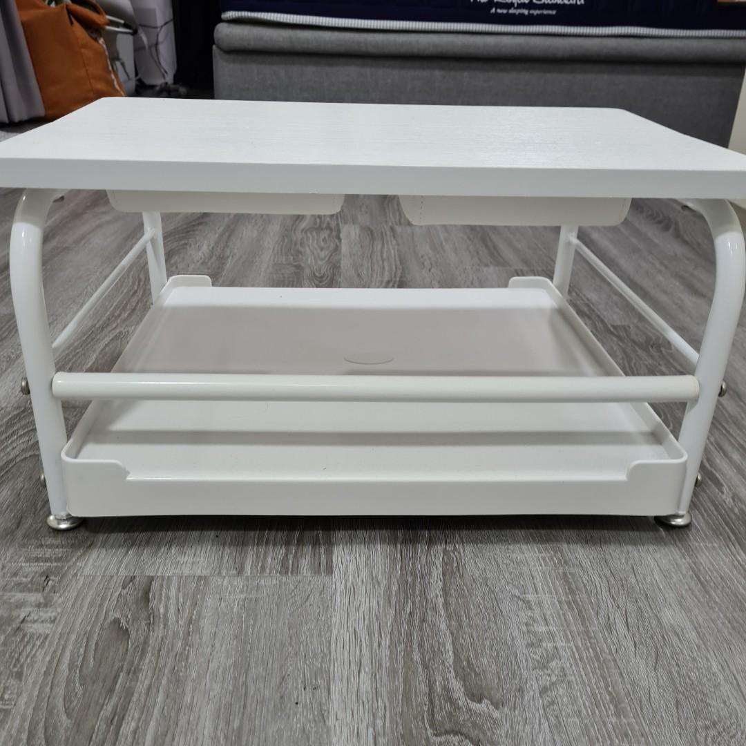 Japan style White pedicure table with foldable top (foot care), Beauty ...