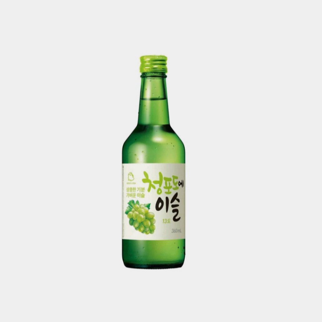 JINRO GREEN GRAPE SOJU, Food & Drinks, Beverages on Carousell