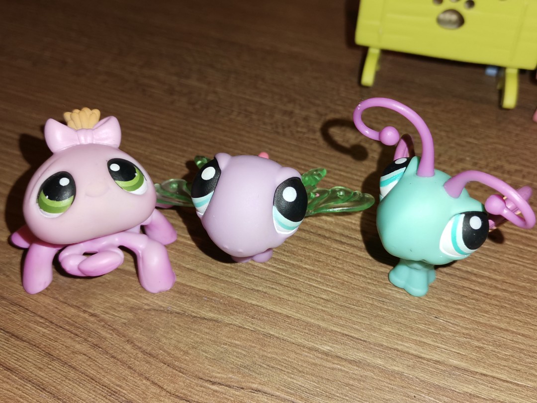 Littlest Pet Shop Lps spider dragonfly butterfly, Toys & Games, Bricks ...