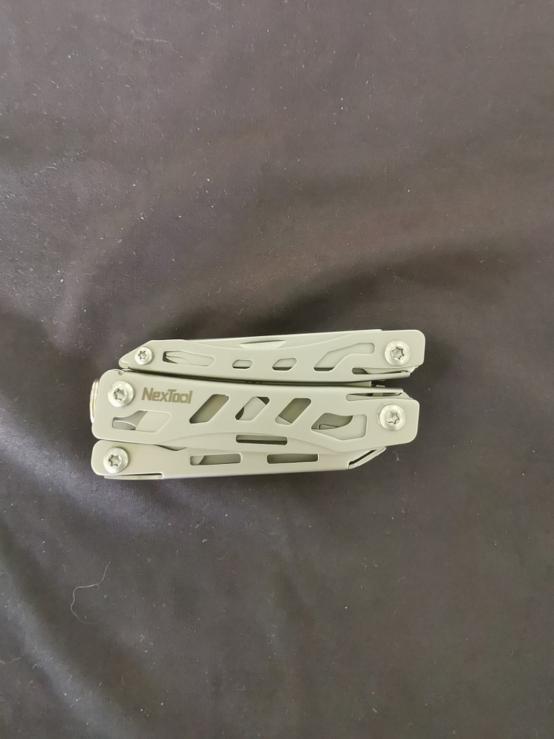 NexTool Mini Flagship 10-in-1 Multitool (New), Sports Equipment ...