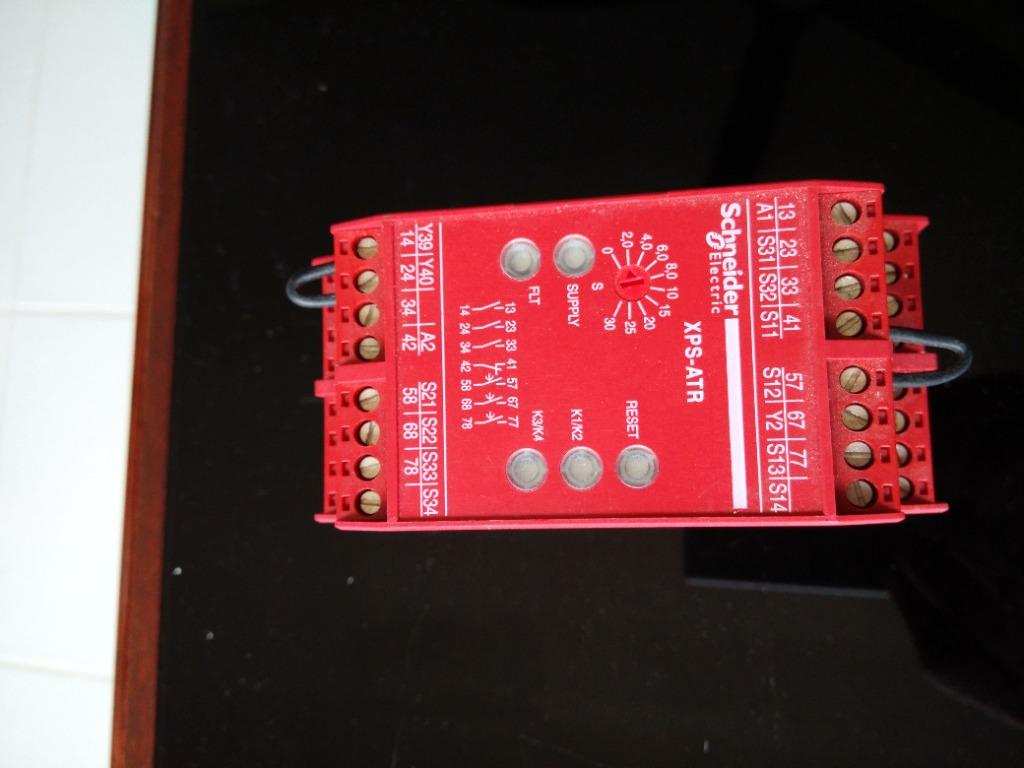 Safety relay -Schneider XPS-ATR, TV & Home Appliances, Electrical ...