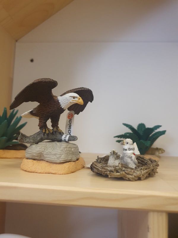 Schleich bald eagle and babies in nest, Hobbies & Toys, Toys & Games on ...