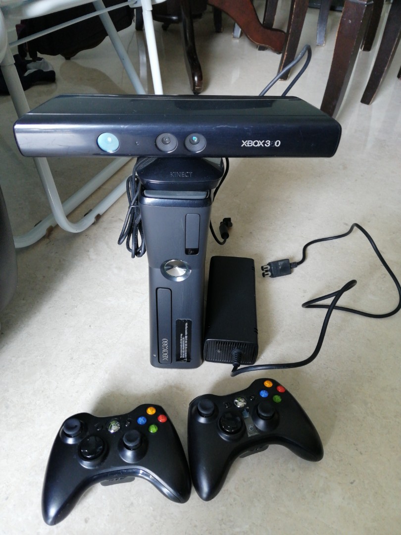 Xbox 360 + Kinect+2X wireless controller, Electronics, Others on Carousell