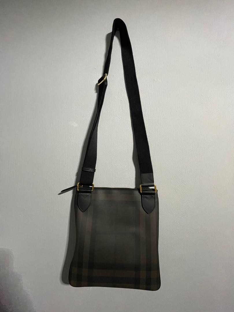 Burberry sling bag, Men's Fashion, Bags & Wallets, Sling Bags on Carousell