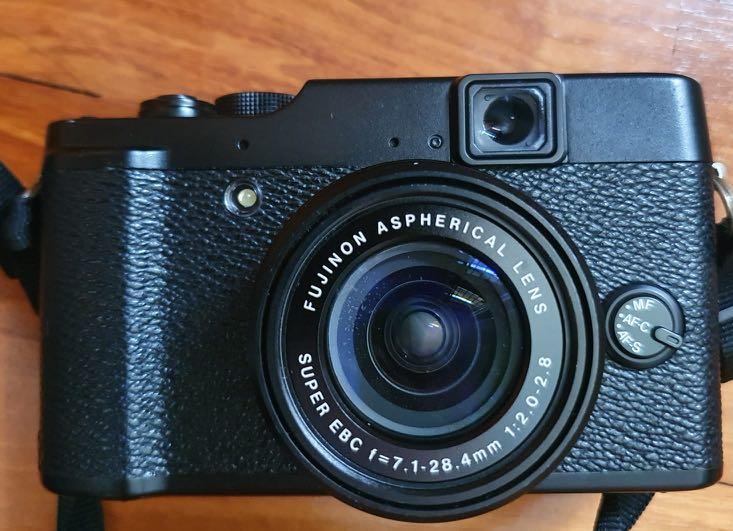 Fujifilm X10 Camera, Photography, Cameras on Carousell