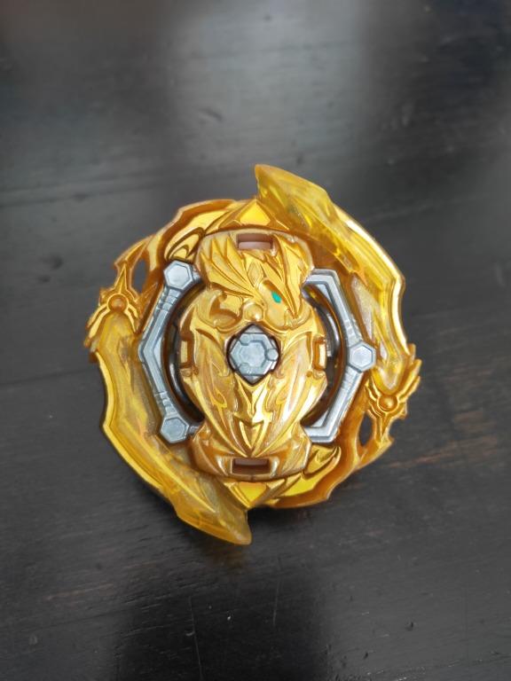 Gold Union Achilles. Cn. Xt+ Retsu Beyblade, Hobbies & Toys, Toys ...