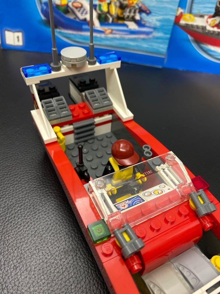 Lego 60005 Fire Boat, Hobbies & Toys, Toys & Games on Carousell