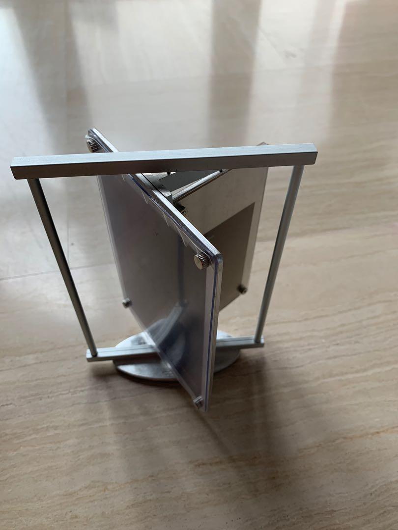 Rotating photo frame, Hobbies & Toys, Stationery & Craft, Art & Prints ...