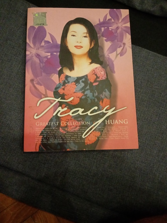 Tracy Huang 黄莺莺 The Greteast collection, Hobbies & Toys, Music & Media ...