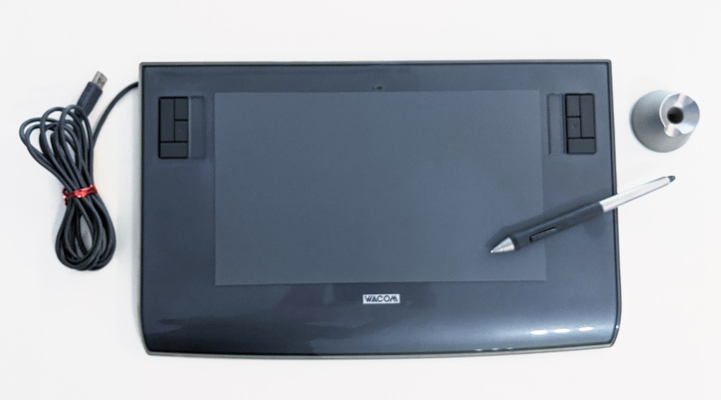 Wacom Intuos 3 6" x 11" Graphics Tablet - Excellent Condition ...