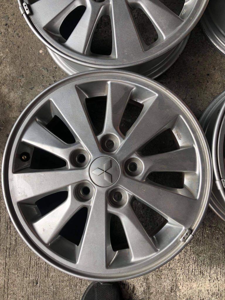15" Mitsubishi Xpander stock mags used 5Holes pcd 114, Car Parts ...