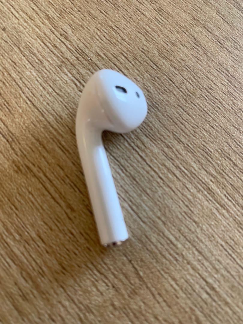 Apple Airpods Left Side Gen 1, Audio, Portable Audio Accessories on ...