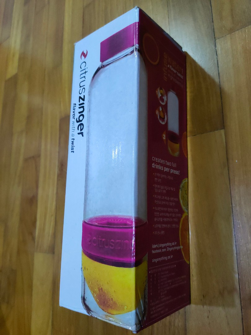 Brand New Citrus Zinger Fruit infuser bottle, Free Items on Carousell