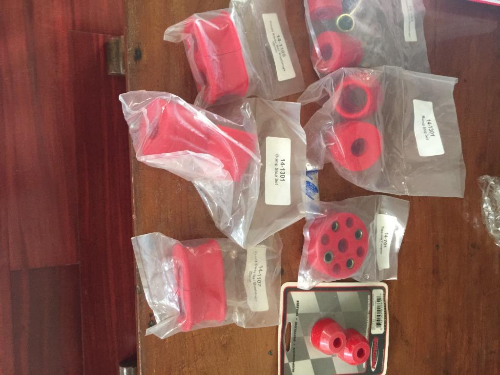 Datsun L28 Engine Gasket set & silcon bush set, Car Parts & Accessories ...
